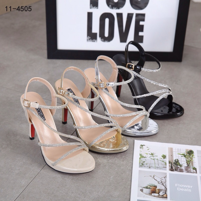 High Heels 4 Inches Added 2 Cm In Front Of The Page. Make Up Diamond ...