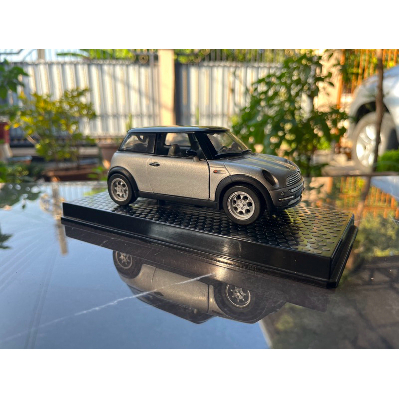 Sold Per No Box Have Defect!! 2001 Mini Cooper Model Of Play's Car Gray ...