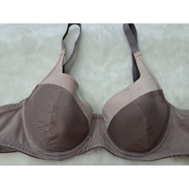 M5 wacoal (Lady) Bra Size B36/80 With Thin Bubble Frame Second Hand. | Shopee Malaysia