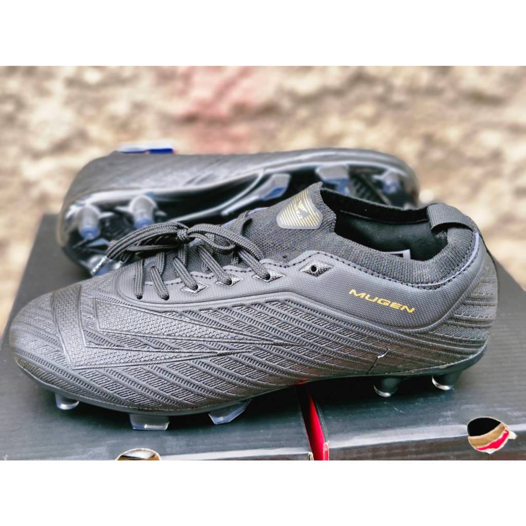 WINGZ Football Shoes MUGEN Available In BLACK/BLACK PINK/PINK WHITE ...