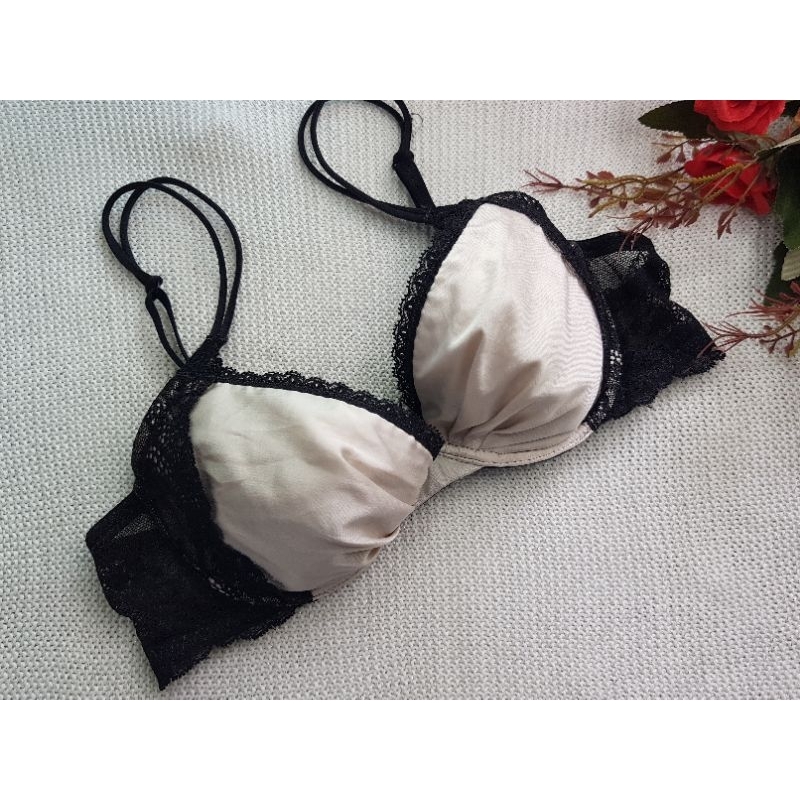 BSC 2nd Hand Bra Size C75 Dull Color Rubber Has A Frame No Sponge The ...