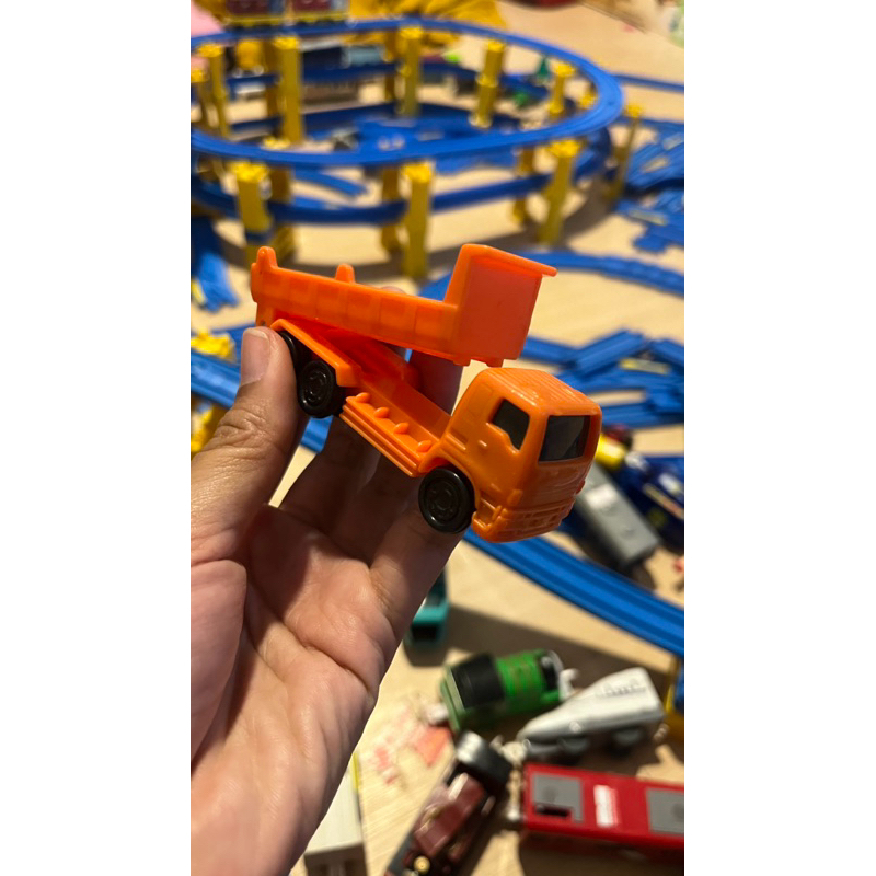 tomica Tipper Car Toy Second Hand | Shopee Malaysia