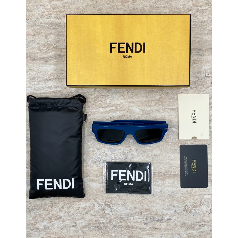FENDI sunglasses % Authentic Model FE40091U Shiny Blue/Dark Gray Square ...