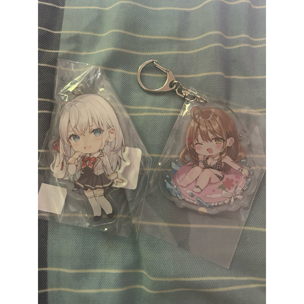 Tokidoki Bosotto Russia-go de Dereru Tonari no Alya-san Arcrylic chain Ms. Aria Side Table ...