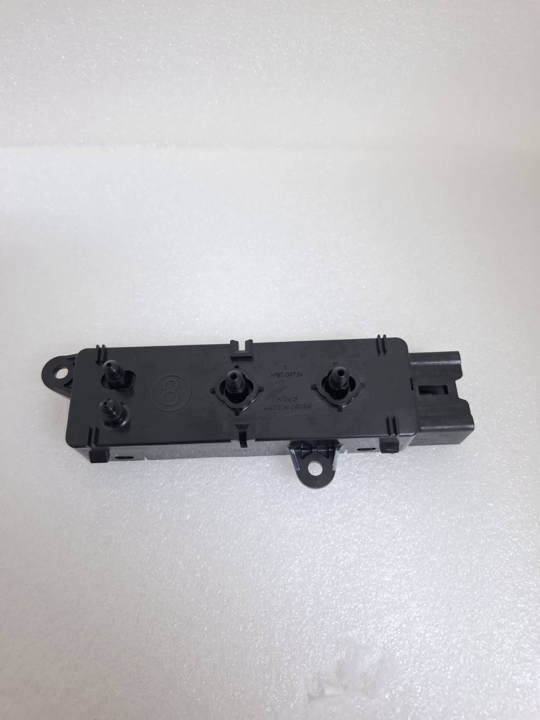 FRONT Right SEAT SWITCH NISSAN NAVARA D23 NP300 87016-4HA0A ASSY-FRONT ...