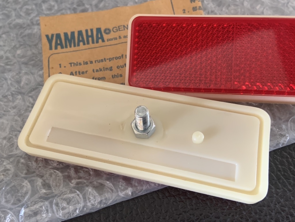 Yamaha RXS Ruby Red Genuine Narong Work Center 1 Pair | Shopee Malaysia
