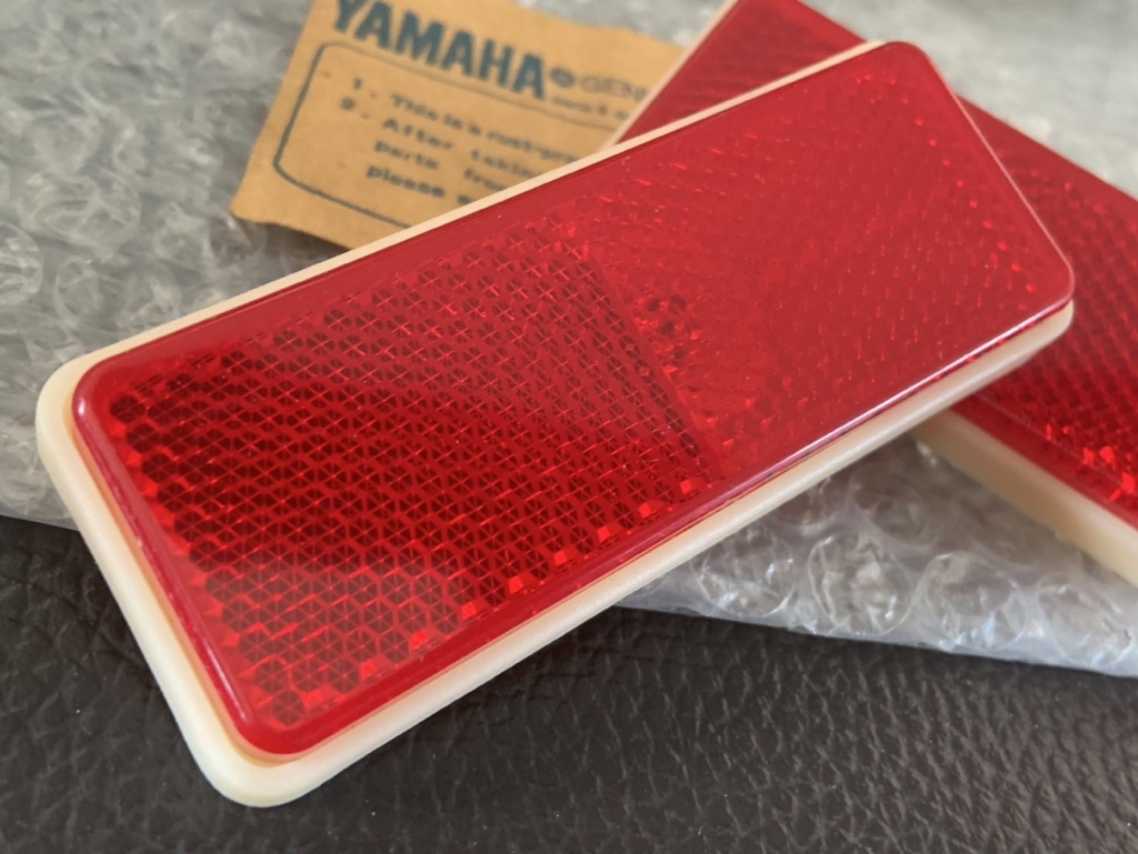Yamaha RXS Ruby Red Genuine Narong Work Center 1 Pair | Shopee Malaysia