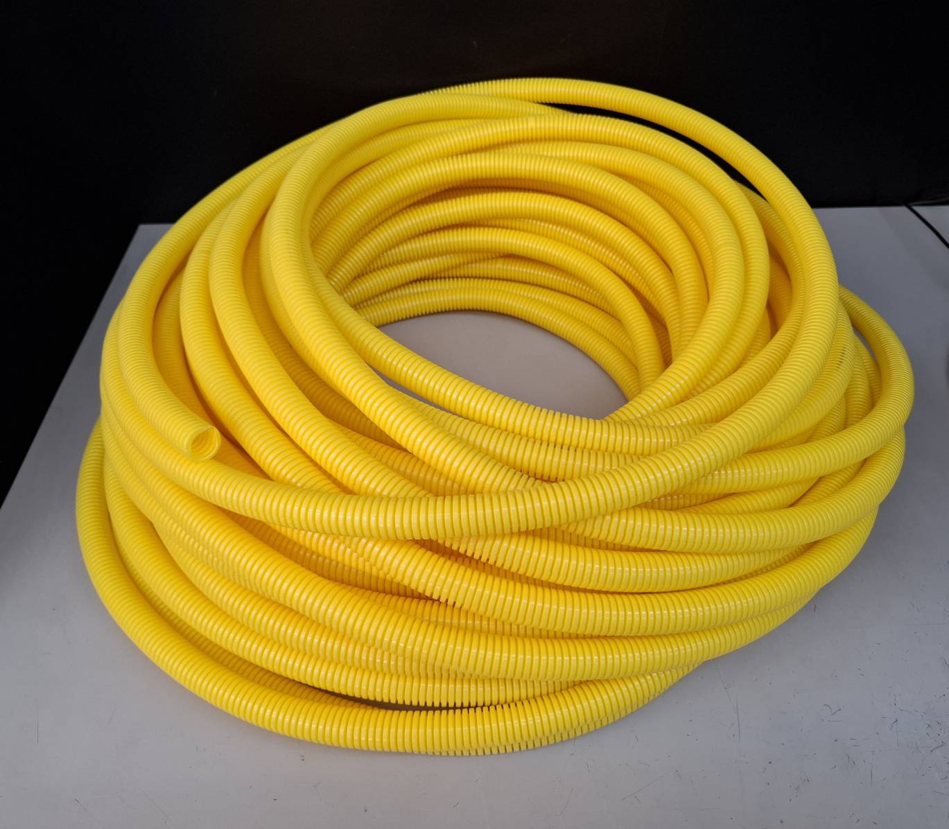 Corrugated Pattern NANO Flexible Ducting Hose Lift Up Roll Yellow PVC ...
