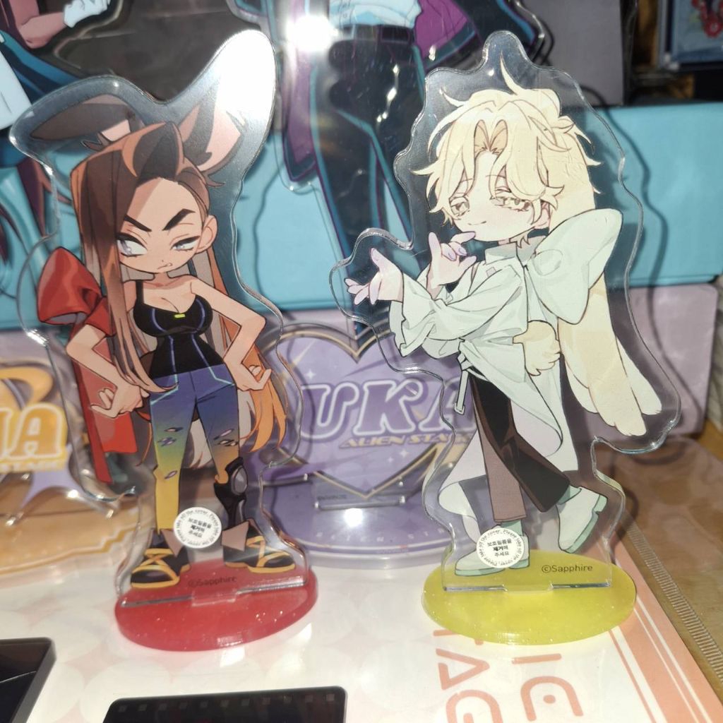 Alien Stage "Luka Hyunna" (Acrylic Recollection Standee Cafe Rabbit ...