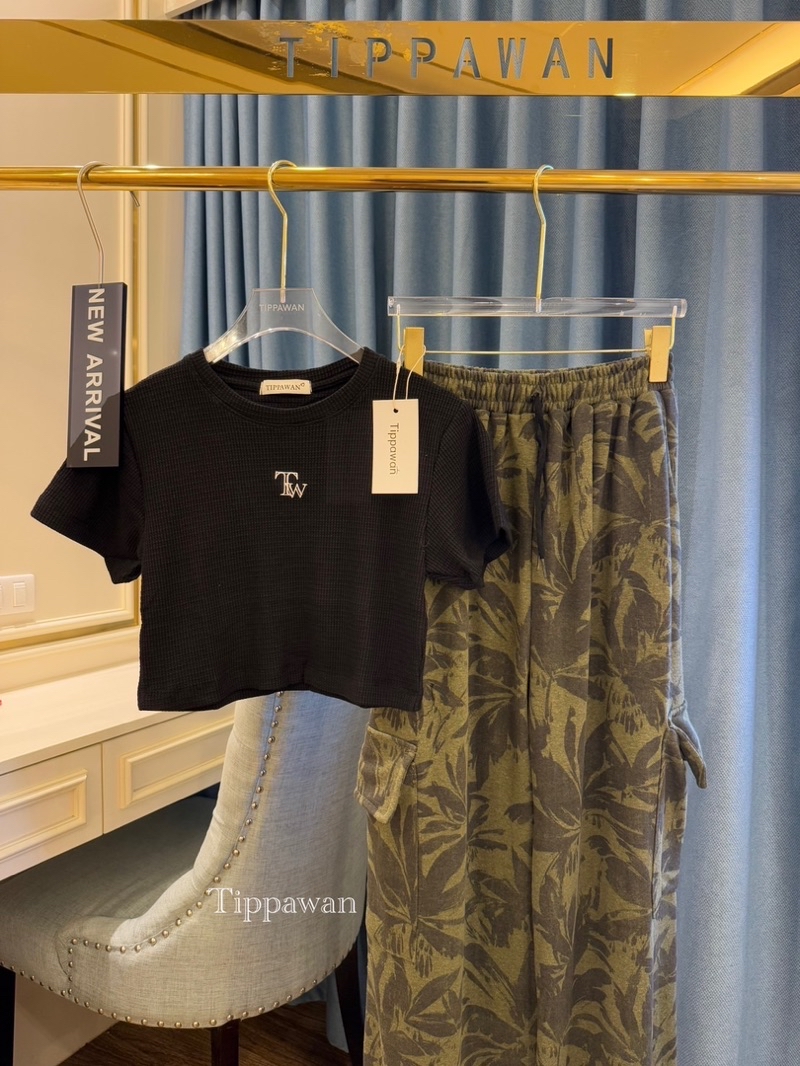 Tippawan Set A Stylish Cargo Pants With Bang Of Cute Tw Embroidered Crop Top One-Piece Finish ...