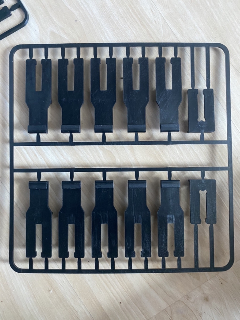 Tamiya Rail Lock Clip Pack | Shopee Malaysia