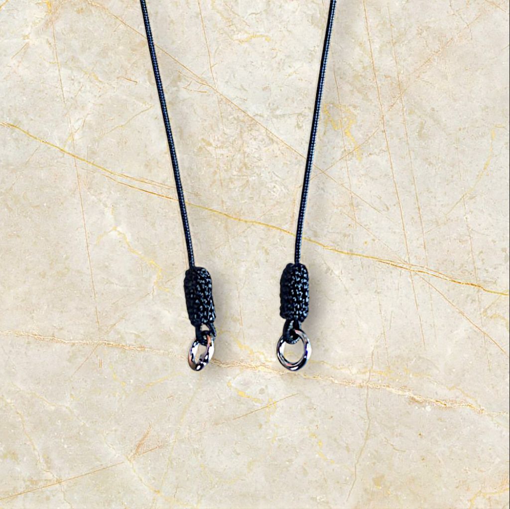 1.2 Mm Outer Parachute Rope Necklace Sewn With A Knot Hanging 3 Amulets ...