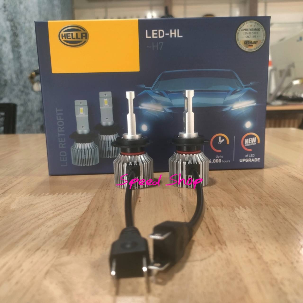 Hella Car Headlight Bulb RETROFIT LED 6500K 3700LM H7 T10 | Shopee Malaysia