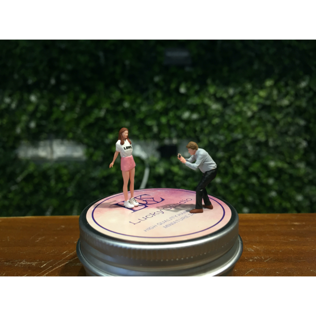 1/64 LS Street View Doll Beauty and Photographer Figurine [MGM ...