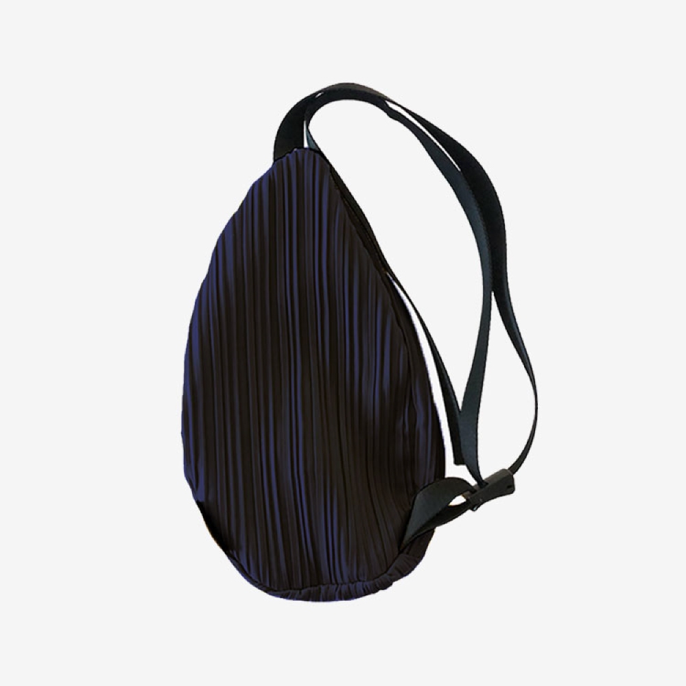 Korea BLUEORB Sling Bag Pleated Diagonal Shoulder Cool Black Agent ...