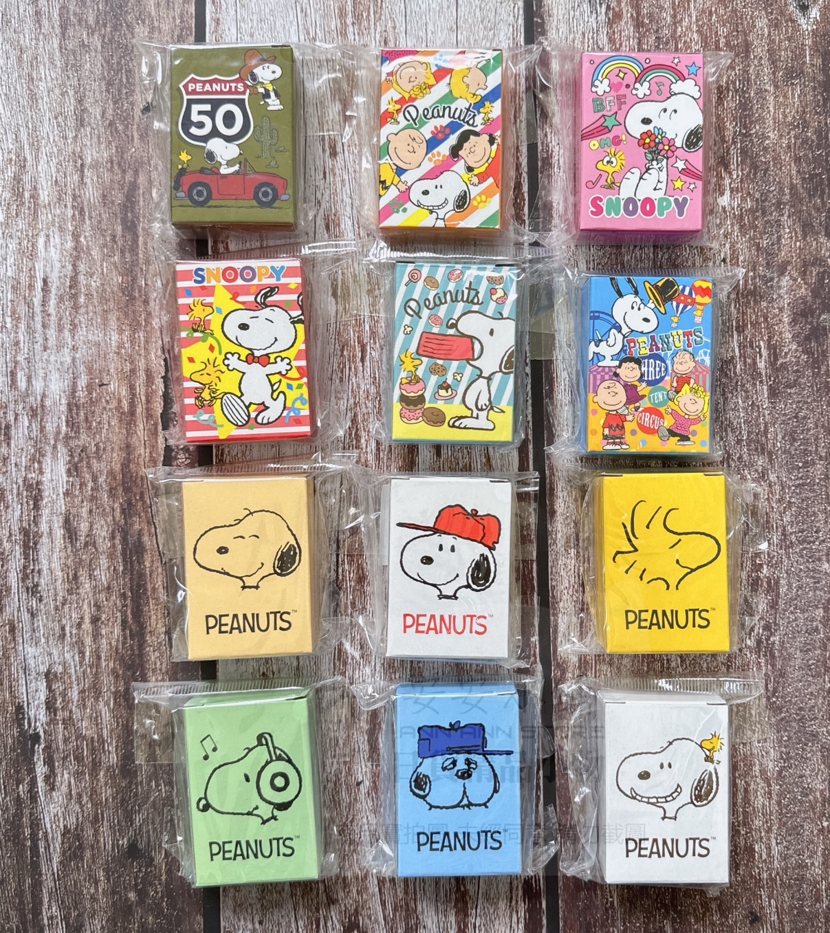 Y70 SNOOPY Palm Mini Playing Cards Board Game Solitaire Group ...