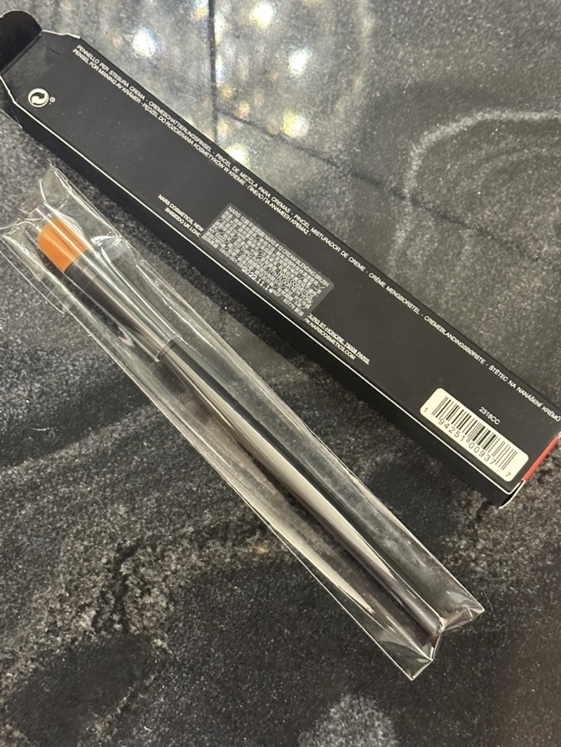 Counter Nars 12 Flat Concealer Brush | Shopee Malaysia