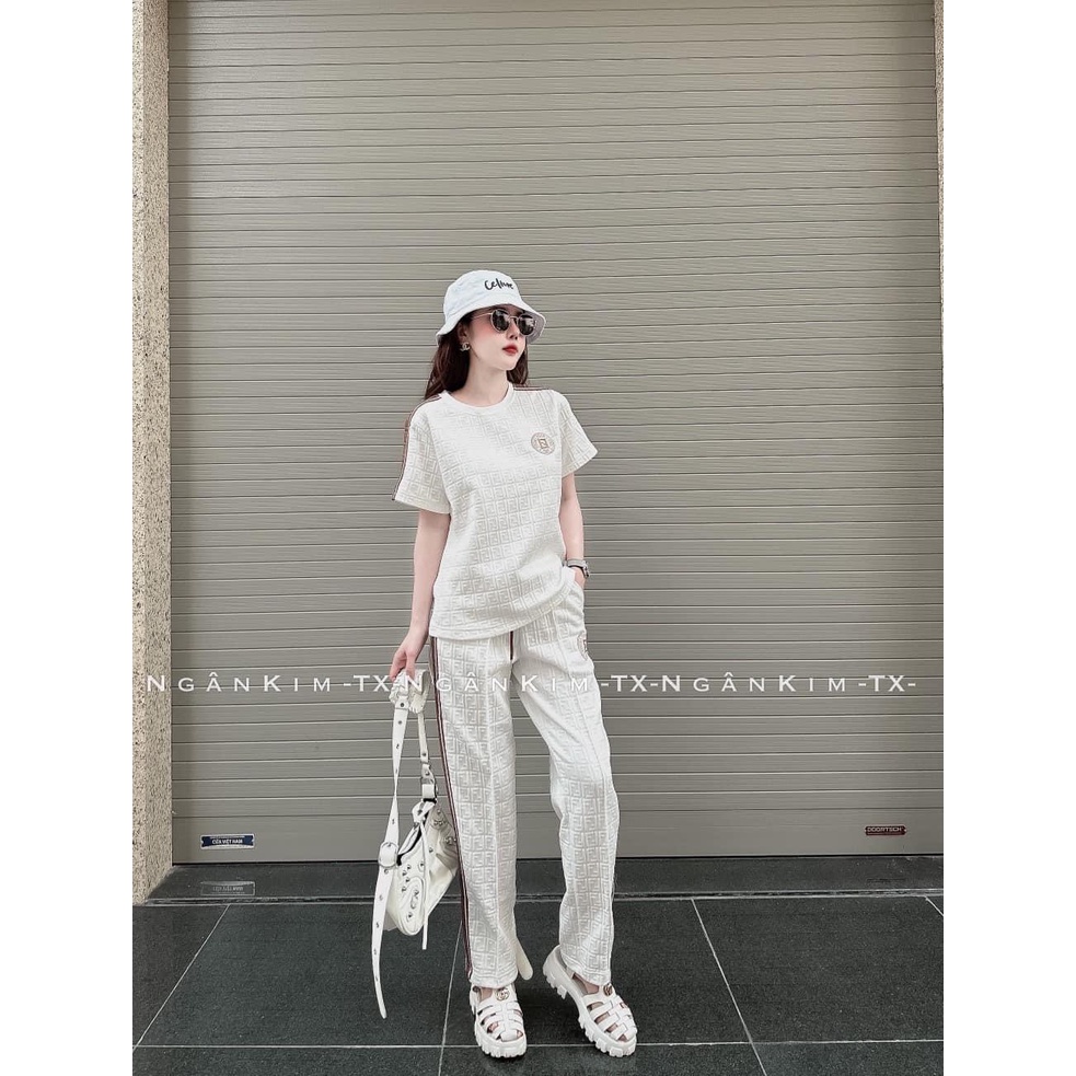 Women's Set with embroidered logo, standard slanted edges, genuine ...