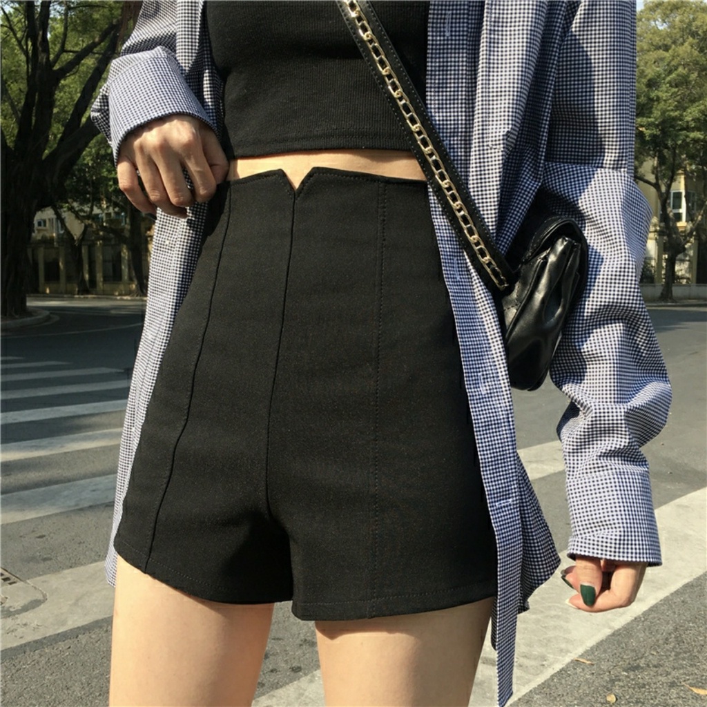 Extremely flattering V-shaped high-waisted shorts M066 | Shopee Malaysia