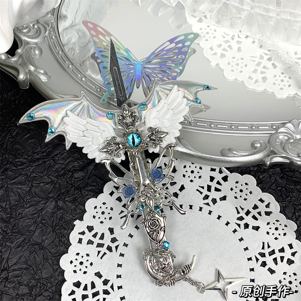 High aesthetic handcrafted shackle wing beaut Wall surgical knife style ...