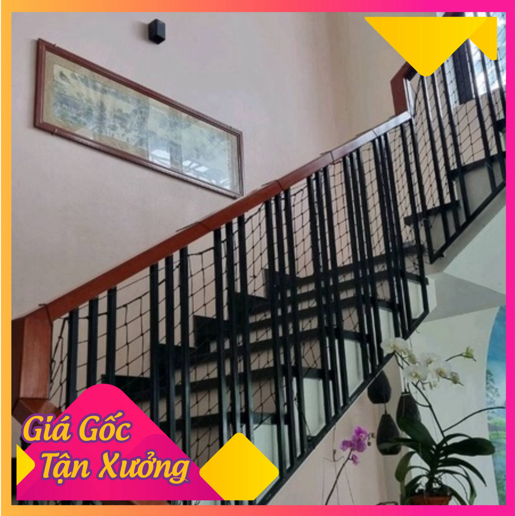 Gray Ladder Mesh Is Safe And Reliable For Babies, Various Sizes. (With ...