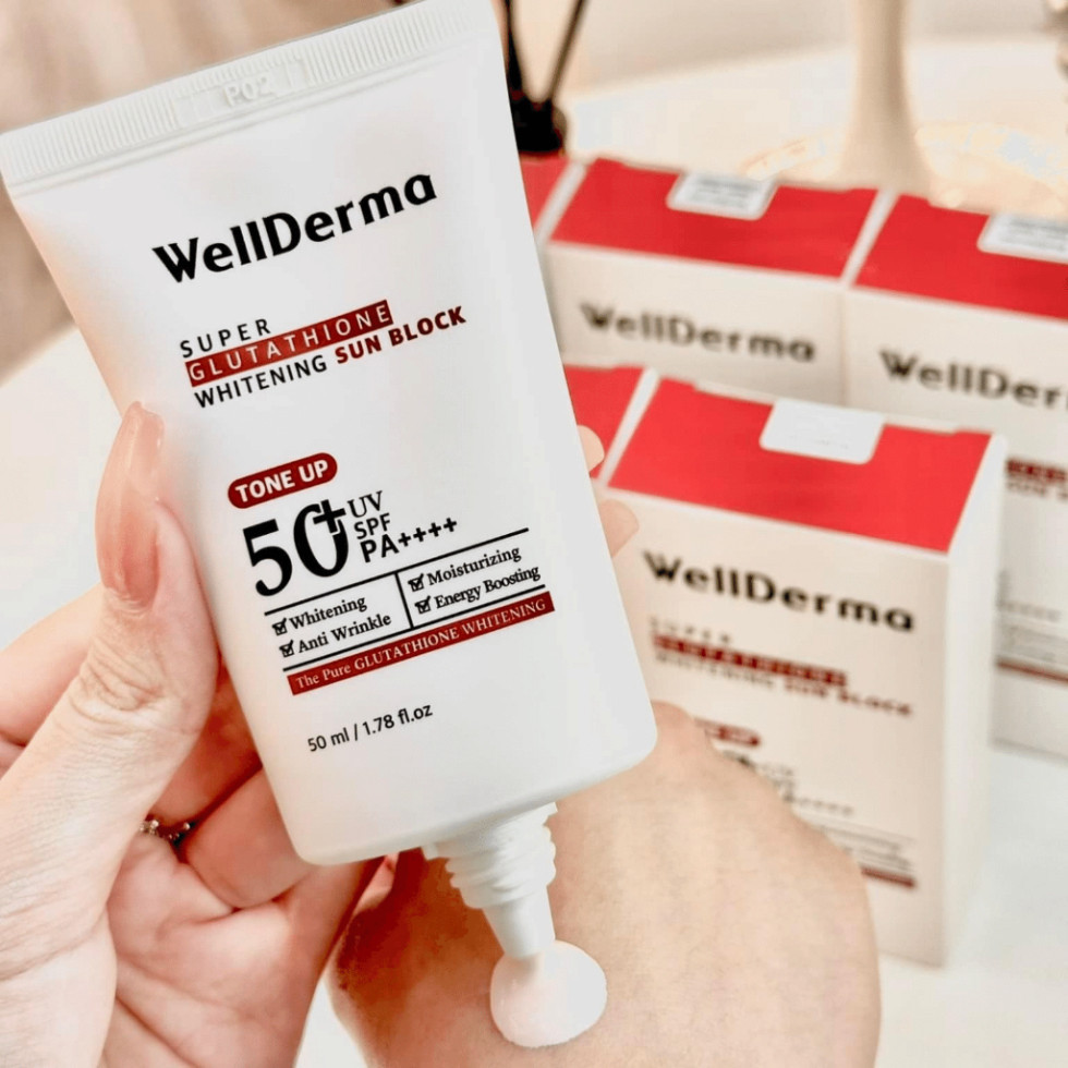 Tone WellDerma Super Glutathione Whitening Sun Block Lifting Sunscreen ...