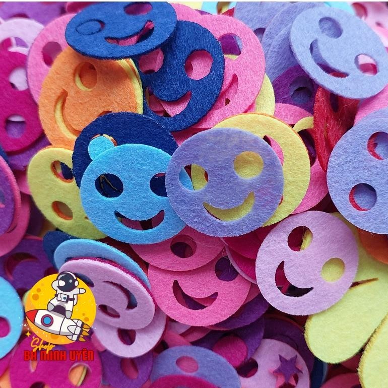 Non-woven smiley faces, set of 30, classroom decoration, preschool ...