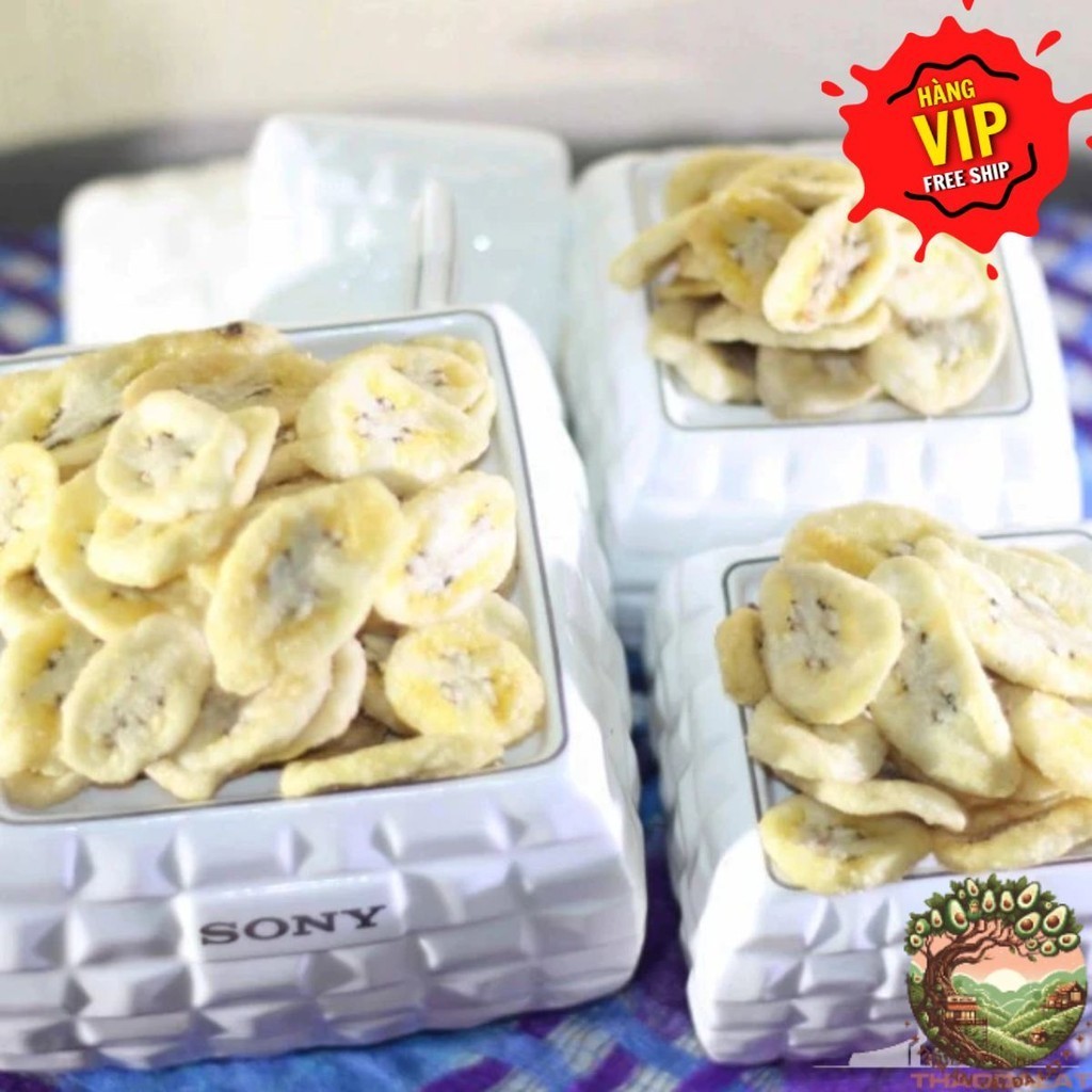 Dried round porcelain bananas, crispy, spongy, fleshy, naturally sweet ...