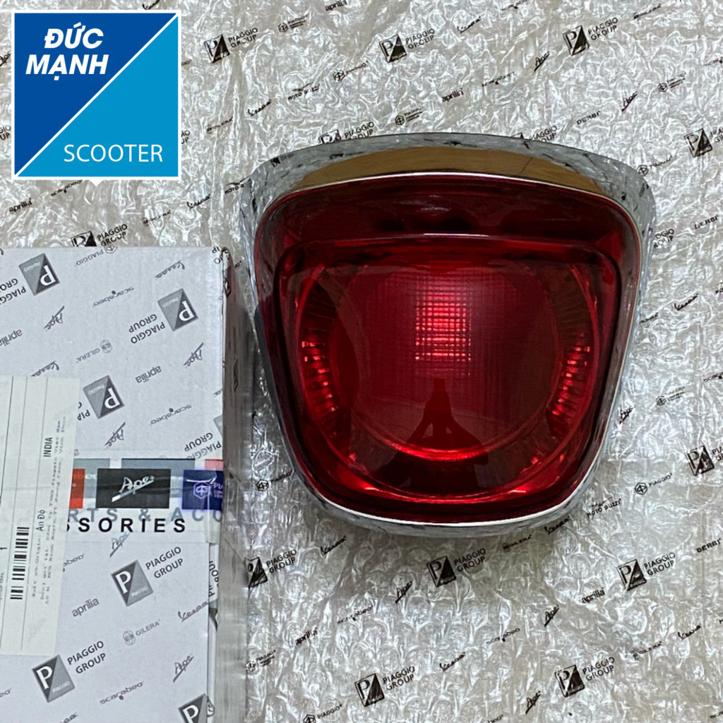 Vespa Sprint, Vespa primavera tail light cluster (genuine) | Shopee ...