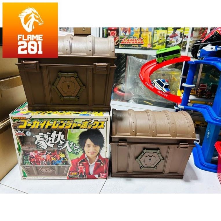 Gokaiger Treasure Chest with A Pile of Ranger Keys Superhero Toy ...
