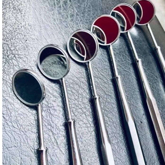 Magnifying mirror - Dental examination mirror - Magnifying mirror ...