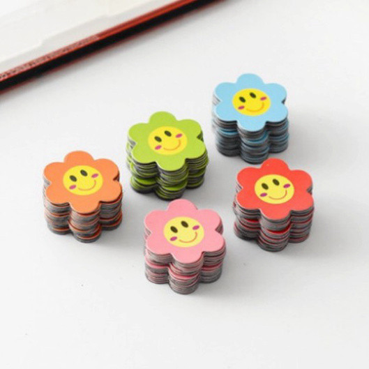Magnetic flowers with 20 flowers in diameter of 3cm and 5cm in many ...