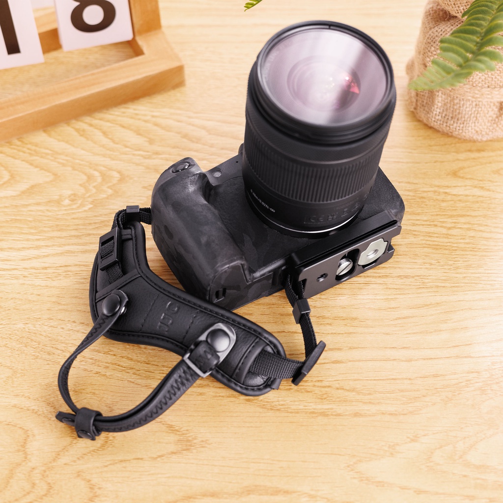 JJC Universal Camera LCD Viewfinder Eyecup 300% Magnified View for ...