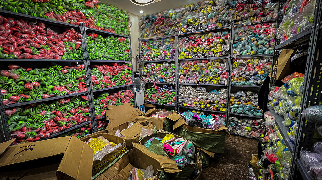 Wika 3-Stripes Toni Kroos Football Boots, TF Spikes, Grip, Color ...