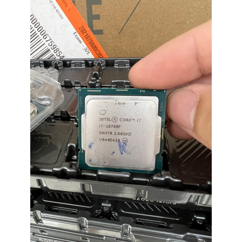Old Intel Core i7 10700F CPU (2.9GHz turbo up to 4.8GHz, 8 cores 16 ...