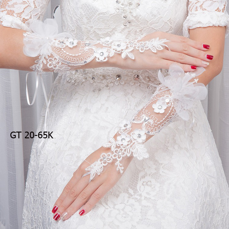 Long mesh gloves with sweet floral lace for the bride | Shopee Malaysia