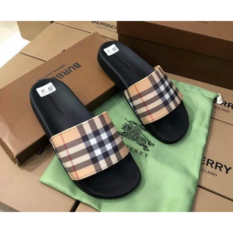 Buberry Bbr Love Slippers With Horizontal Strap And Solid Rubber Sole ...