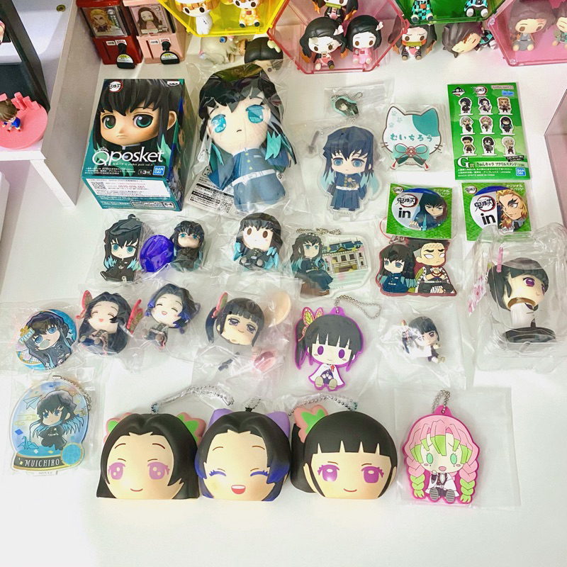 [GENUINE] Model Rubber keychain, Muichiro badge,Mitsuri Demon Slayer ...
