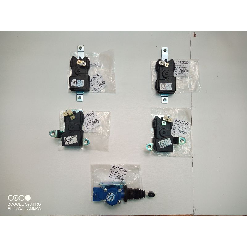 Door lock Actuator (also known as door mouse) (Actuator door lock ...