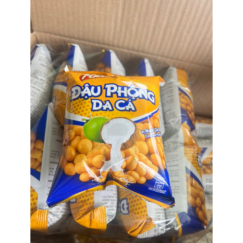 Lot of 10 packs of POCA peanuts FISH SKIN COCONUT JUICE FLAVOR 90g ...