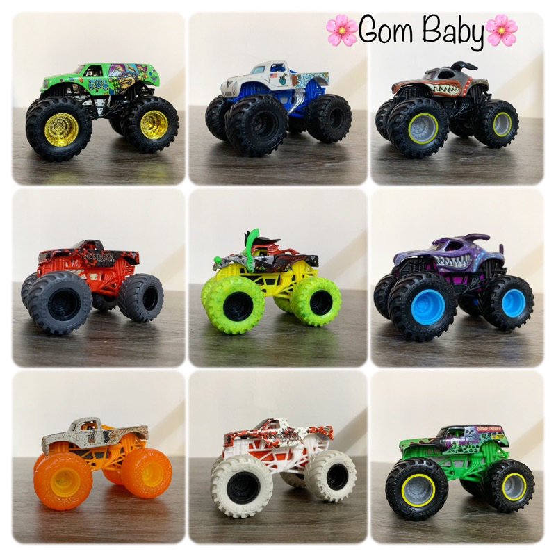 Monster Jam car with more than 50 1:64 scale models by Spin Master ...