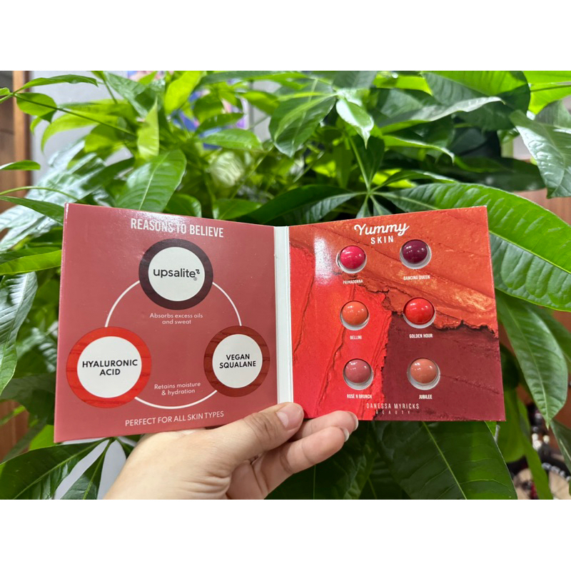 (Sample) Sample 4-Cell Rare Beauty Blush Test, Lipstick Sample + Yummy ...