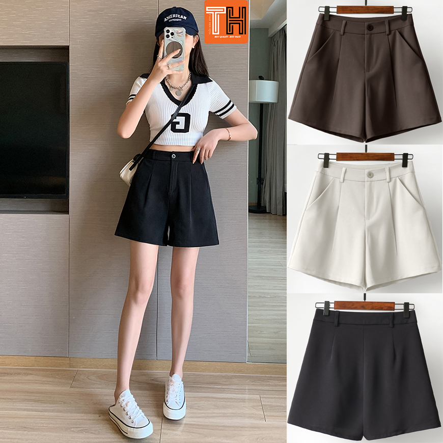 Women's high-waisted wide-leg shorts made of high-quality materials ...