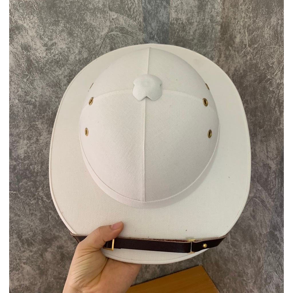 Ancient Uncle Ho's hats and wick hats, standard hard mortar hats (hard ...