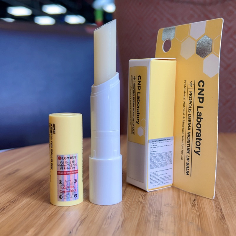 [With Lg ViNa stamp date 6/2025] - Soft and smooth CNP lip balm full 4 ...