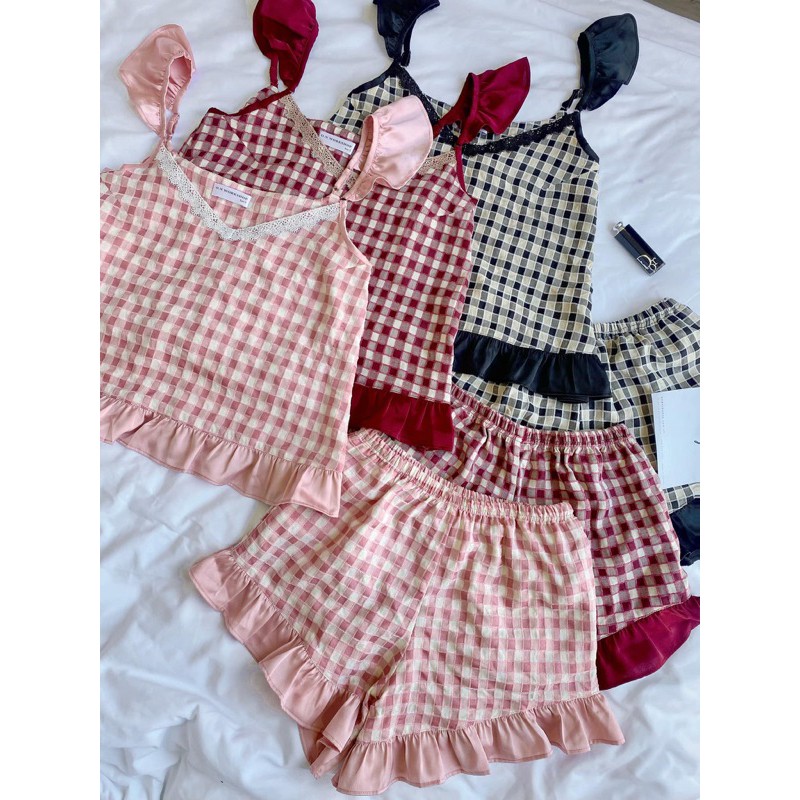 Genuine Product Jennie two-wire sleeper set with raw velvet material ...
