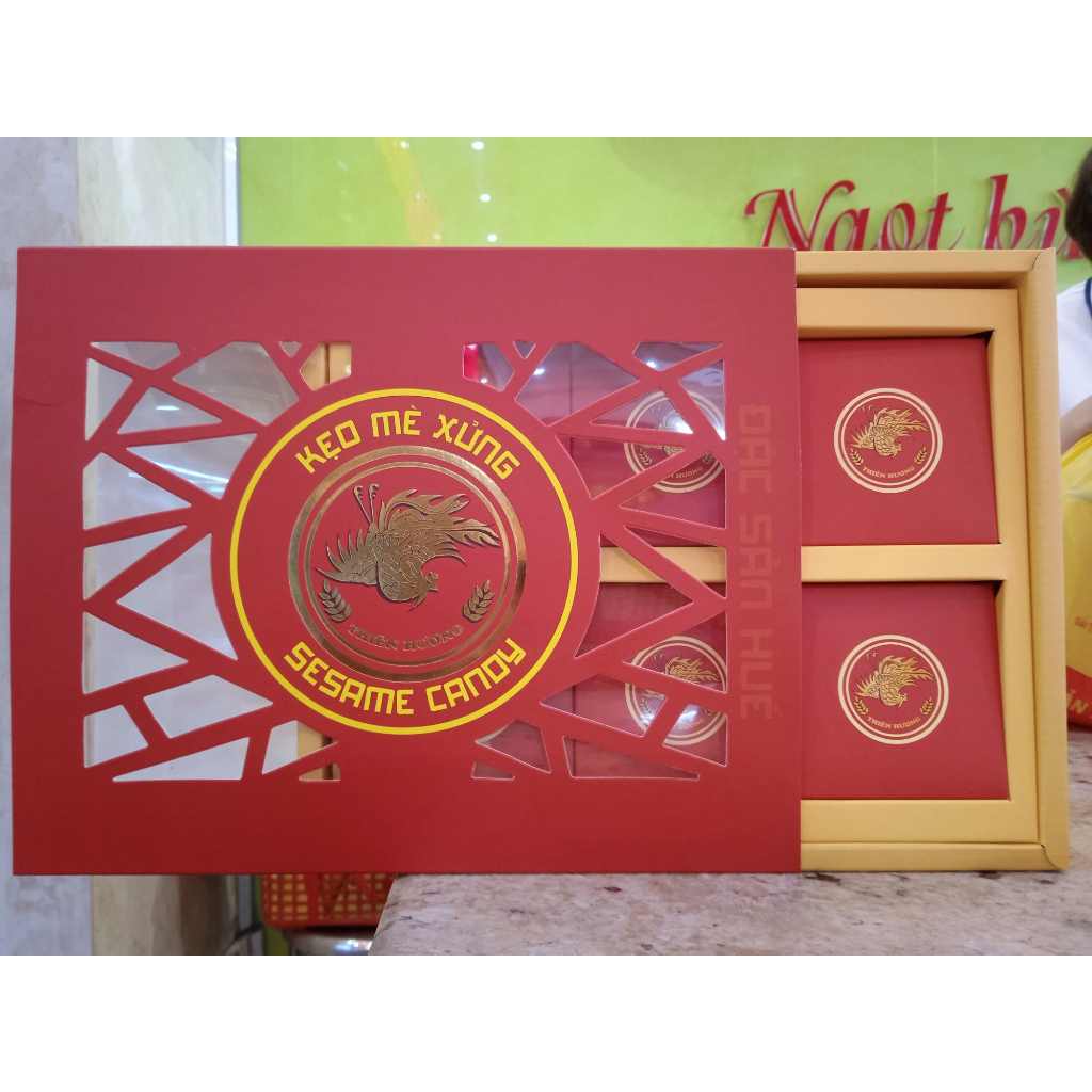 Beautiful box of Thien Huong sesame seeds, genuine Hue specialty 500g ...