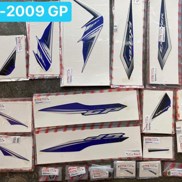 Genuine yamaha blue and black 2010 exciter stamps for all genuine ...
