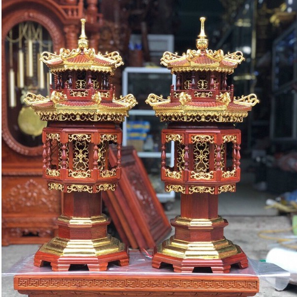 Pair of pagoda roof altar lamps floor tower altar lamps with western ...