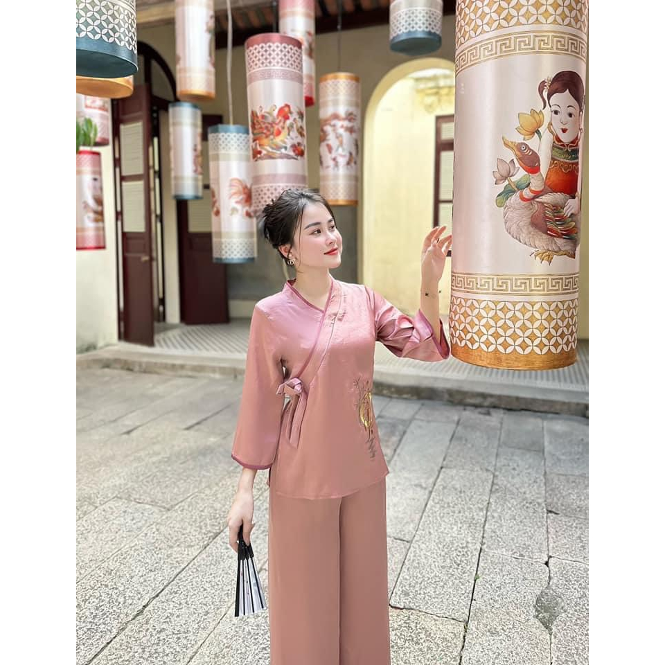 Pagoda clothes embroidered with the word Mother, blue set to go to the ...